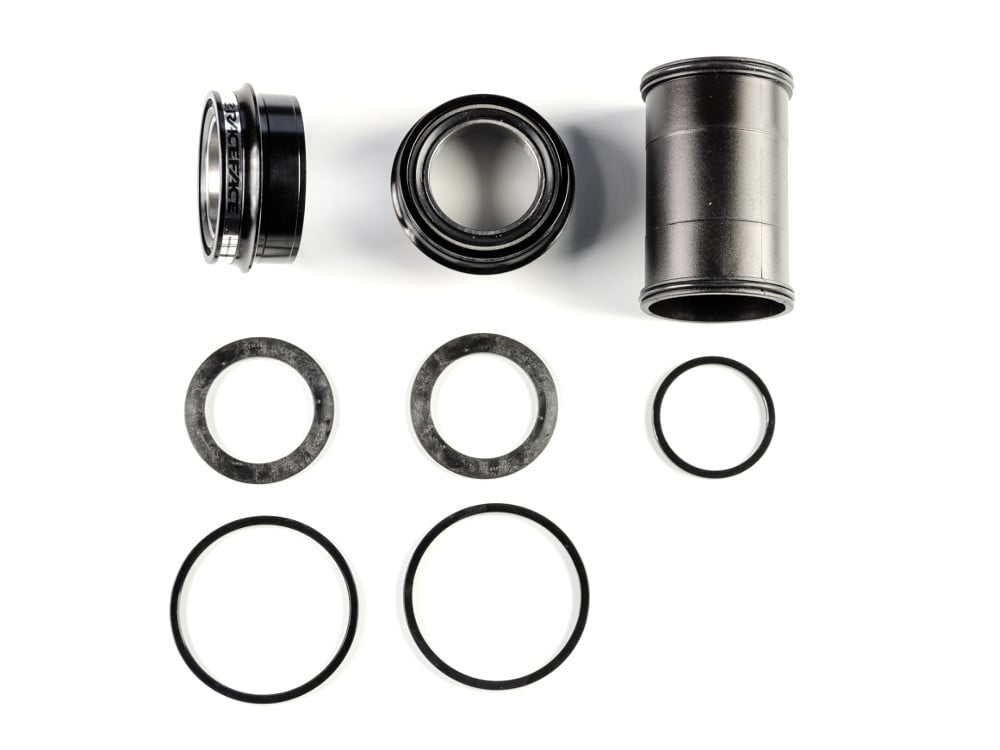 RACE FACE Bottom Bracket PF30 External Seal 73 mm for CINCH System, 57,50