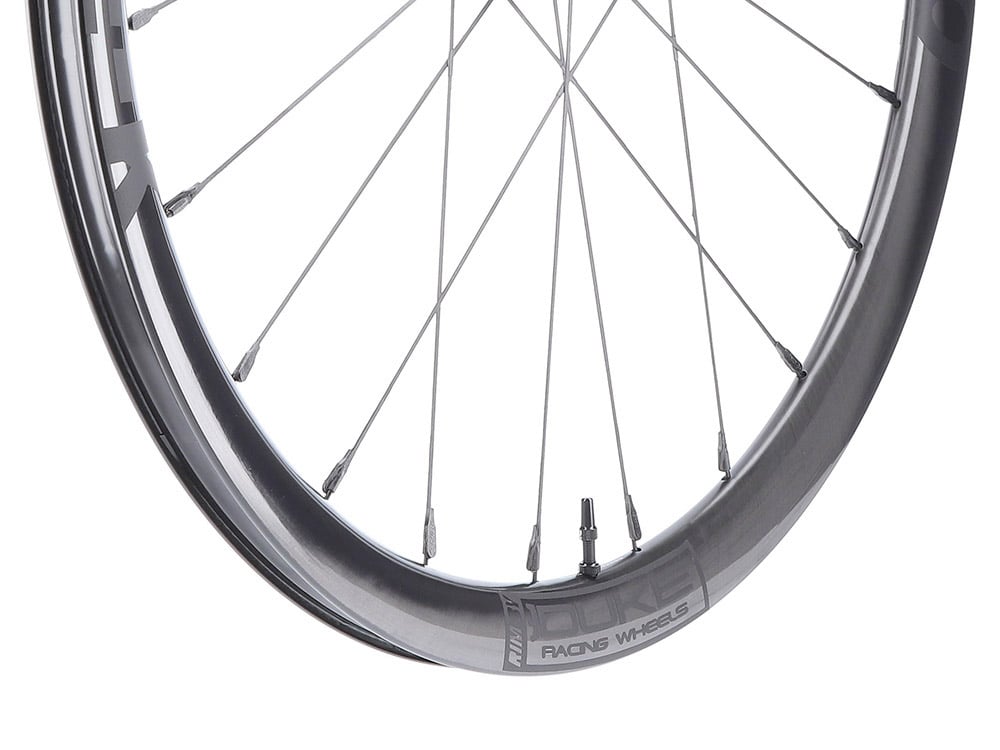 ONE-K Laufradsatz RD Ultimate Carbon Clincher | Duke Baccara 36 Ultra ...