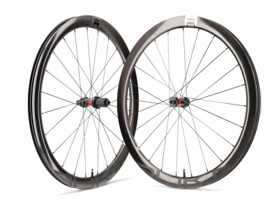 R2BIKE Wheelset 28 Disc RR GRV DT Swiss 240 EXP Straightpull Cente 1.547 50