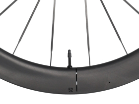 MICHE Wheelset 28" Deva RD 52 | chrome
